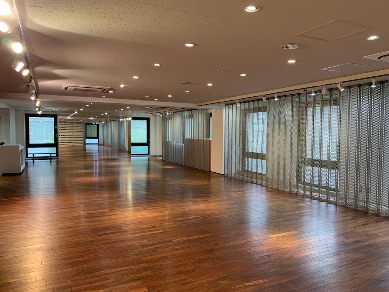 【中目黒駅8分】展示会やクローズドなイベントに適した210㎡の大型スペースの写真6