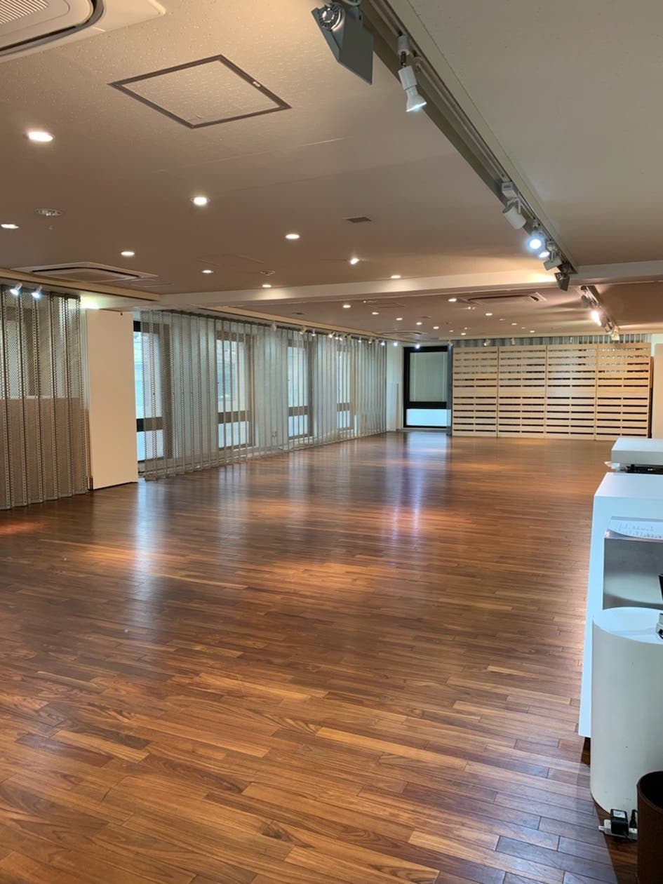 【中目黒駅8分】展示会やクローズドなイベントに適した210㎡の大型スペースの写真5