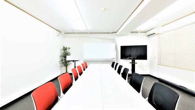 【地下鉄御堂筋線本町駅1分】 エレベーター完備!会場内設備無料!会議打ち合わせ、研修、面談、面接、セミナー貸会議室ラミKellyの写真1