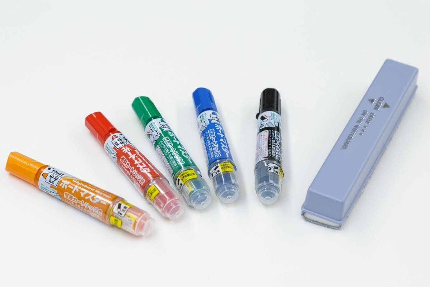 【地下鉄御堂筋線本町駅１分】 エレベーター完備！会場内設備無料！会議打ち合わせ、研修、面談、面接、セミナー貸会議室ラミKellyの写真12