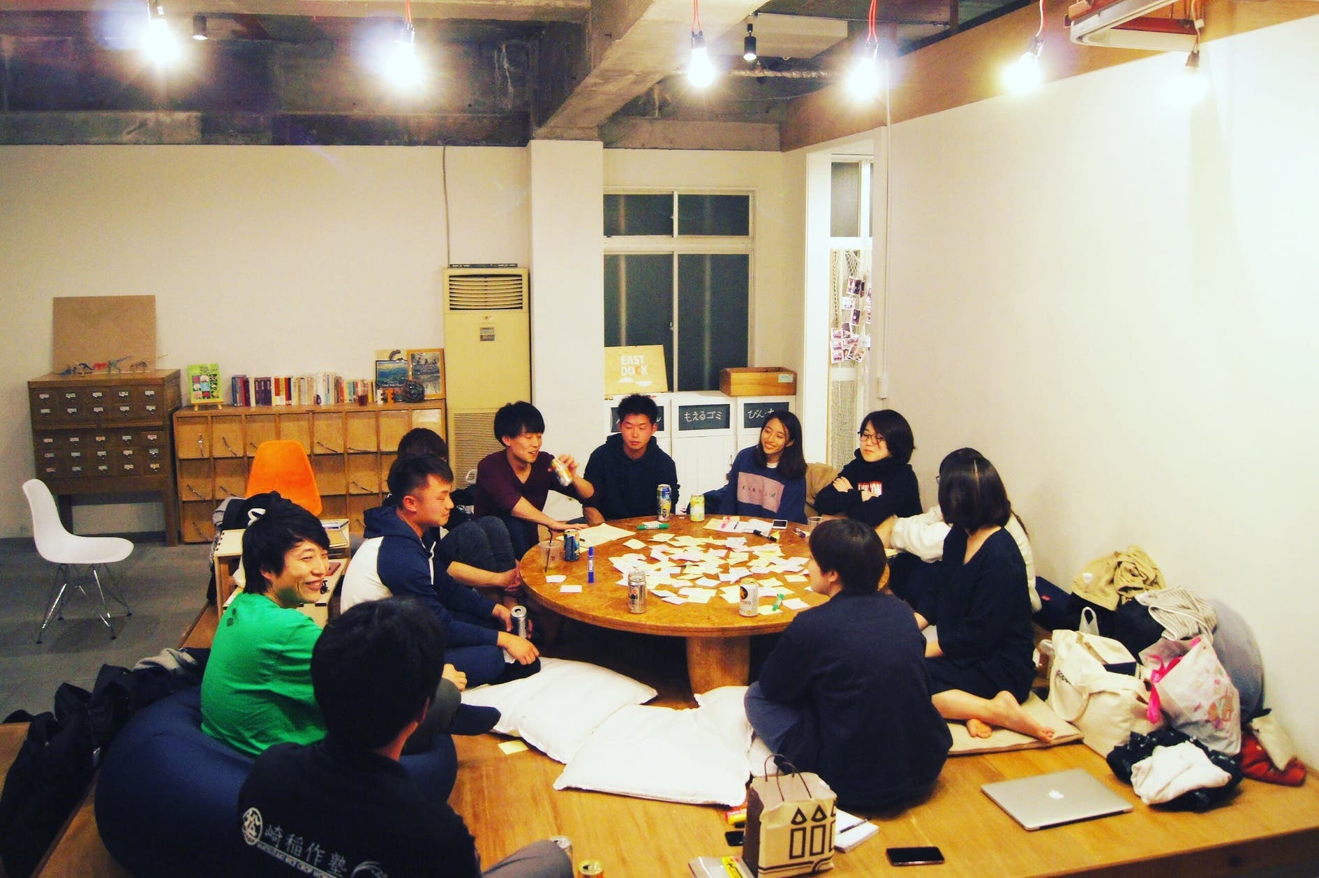 zoom会議やリモート会議用個室もあり、コワーキングにおすすめ！仕事の合間に海沿いを散歩することも！の写真10