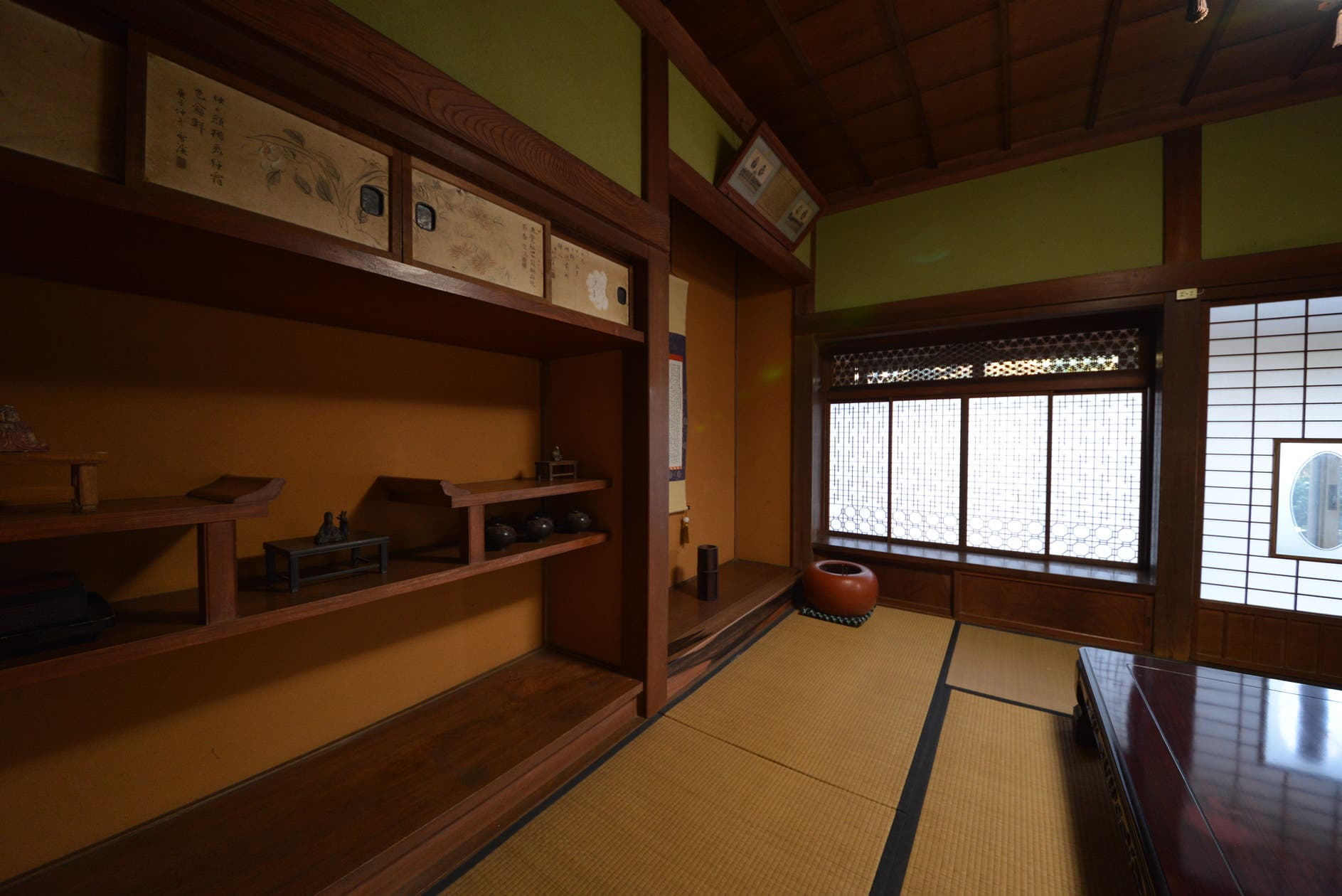 【ひらやま治兵衛】築135年古民家を貸切で動画／コスプレ撮影会などに‼ 打掛レンタル無料の写真10