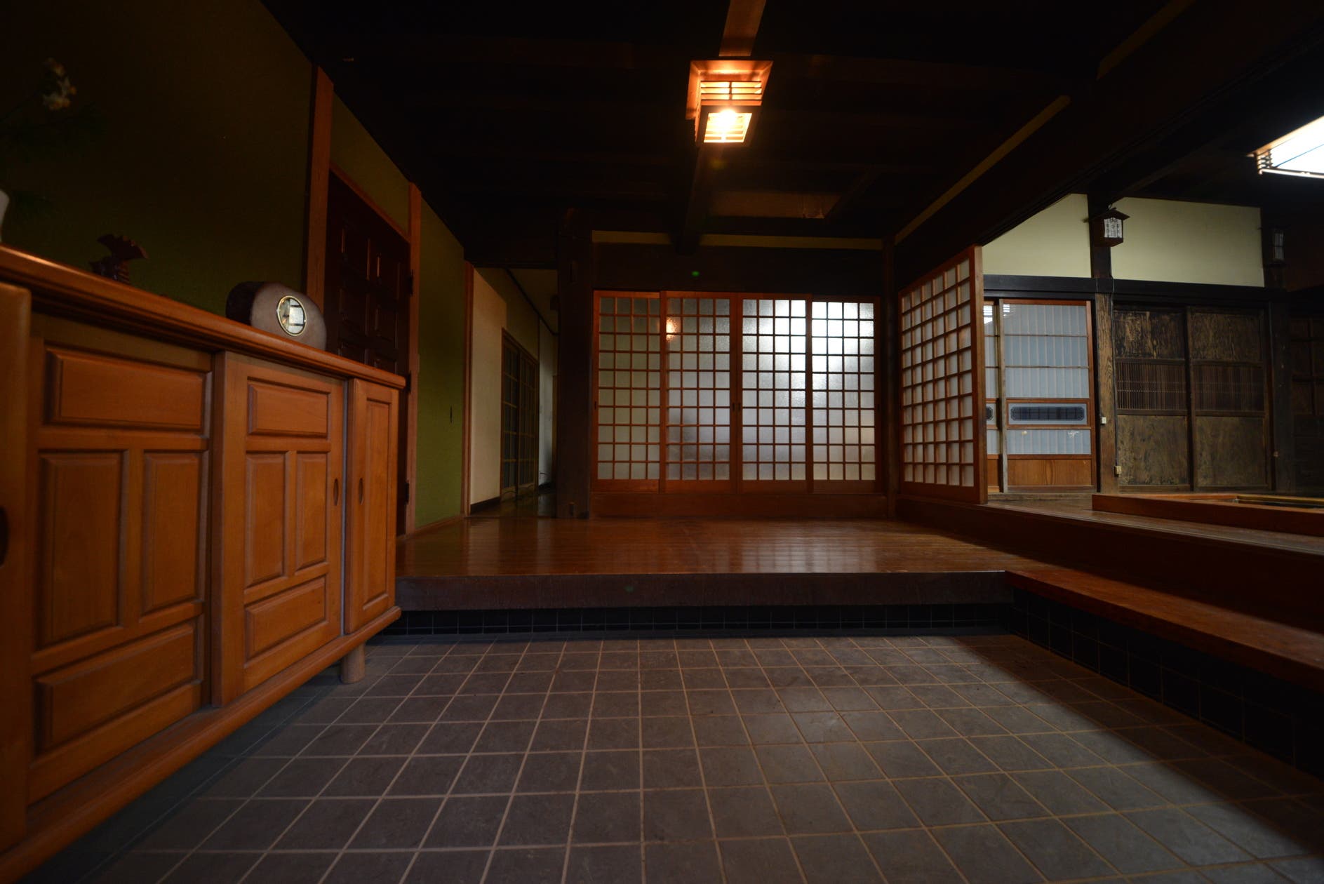 【ひらやま治兵衛】築135年古民家を貸切で動画／コスプレ撮影会などに‼ 打掛レンタル無料の写真16