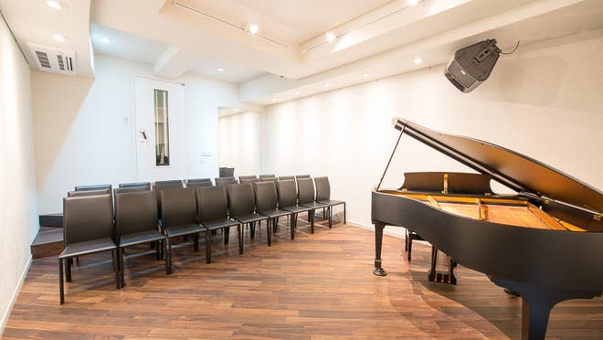 Studio Waves -Nishiazabu ースタインウェイグランドピアノを常設する洗練された防音空間ーの写真1