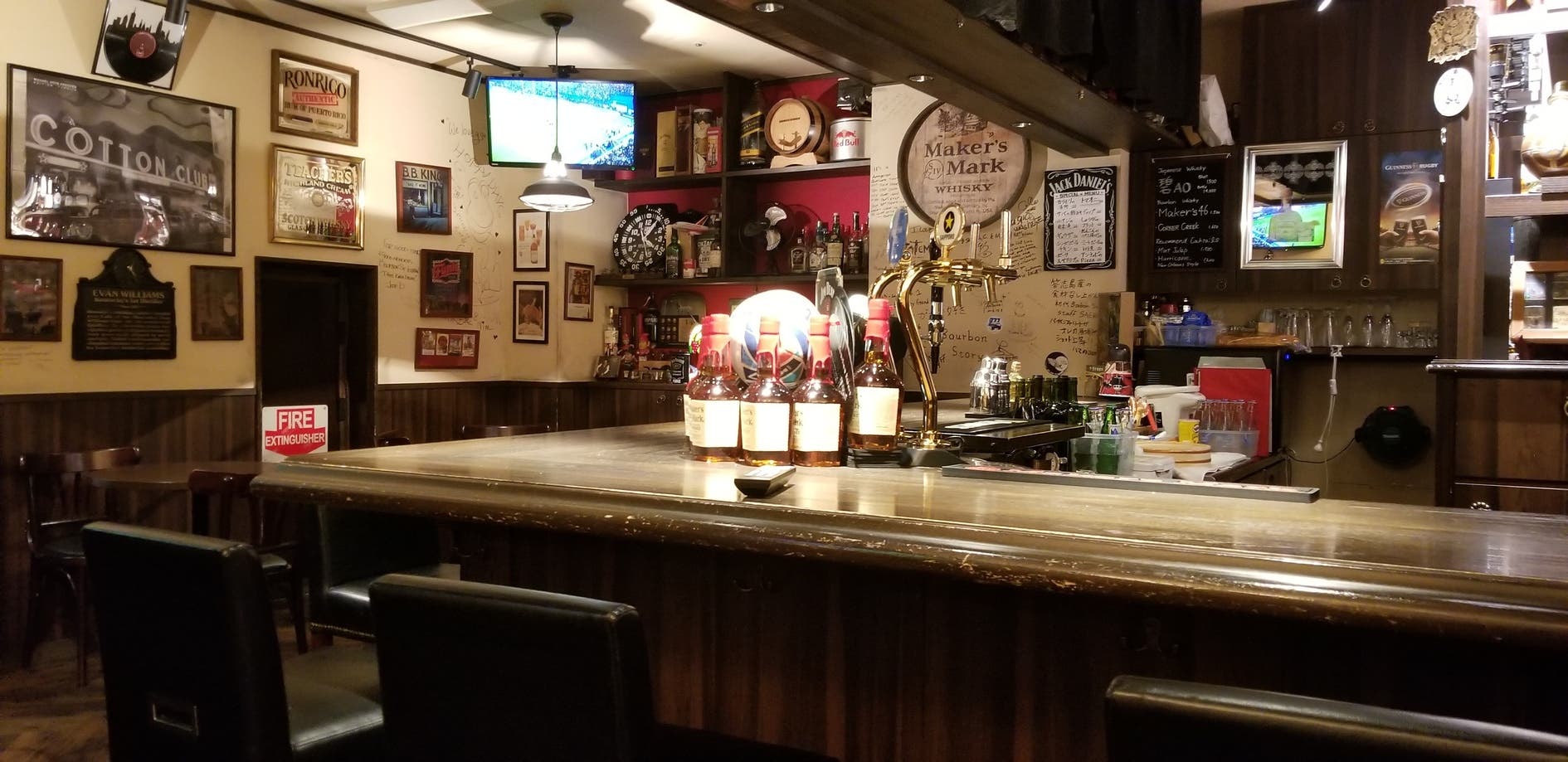 【伏見駅4番出口徒歩1分】アメリカンな雰囲気の隠れ家バーを貸切。各種パーティ・撮影・会議などに！の写真7