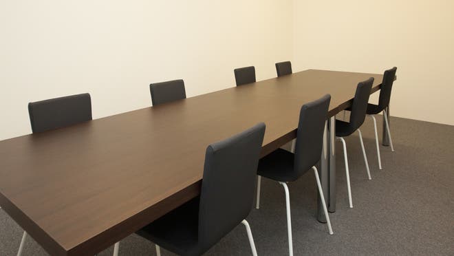 【大阪駅前ビル】48 打合せ・会議・面接等に! ホワイトボード・電源・WIFIありますの写真1