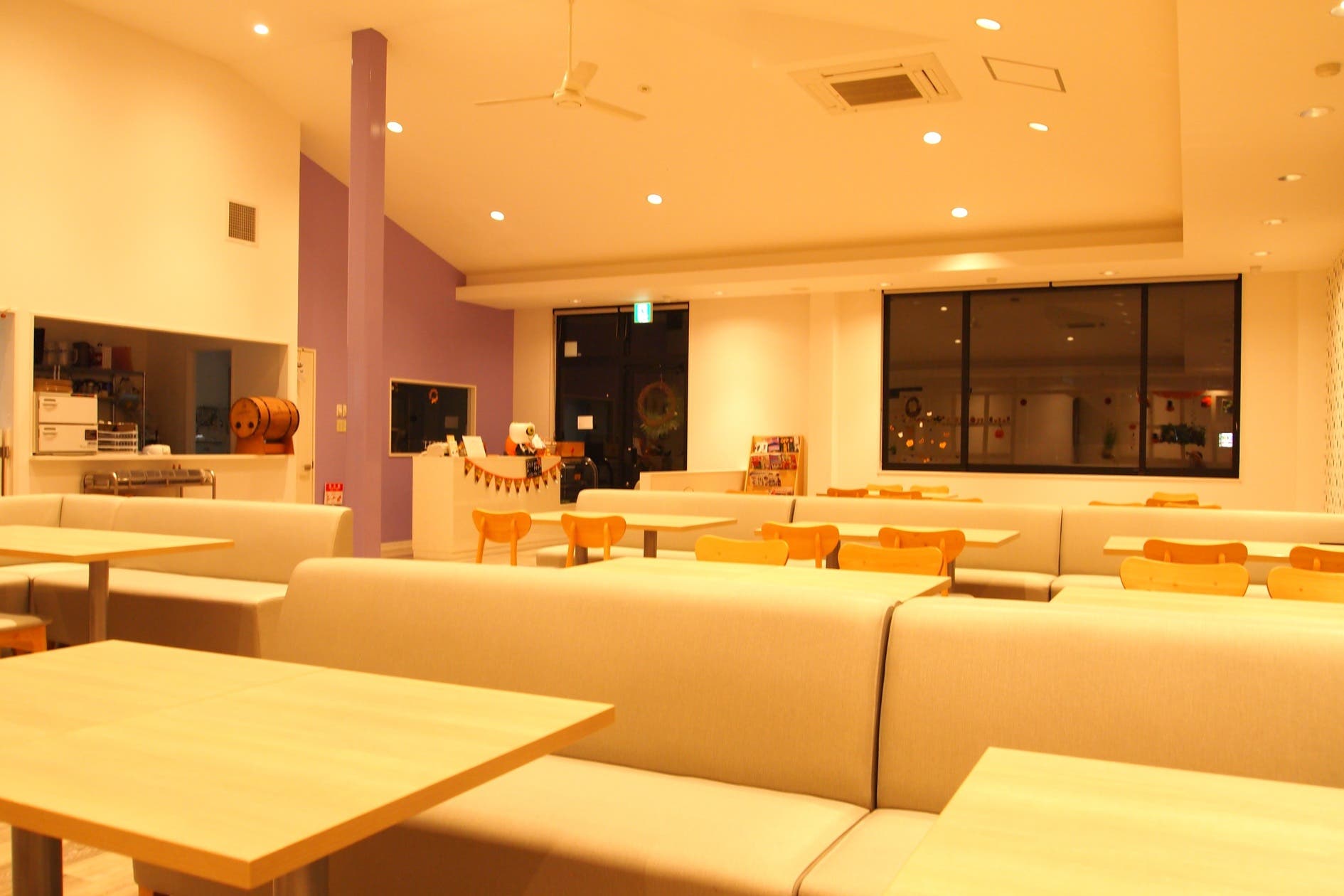 天井高く50〜60人OK！駐車場20台、撮影、パーティー、ママ会、女子会などにぴったり！の写真6