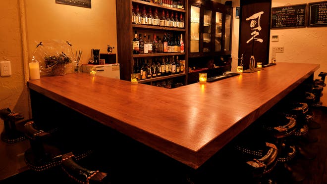 《栄駅徒歩5分》落ち着いた雰囲気のBARを貸切。ミーティング・撮影・パーティなど様々な用途でご利用いただけます。の写真4