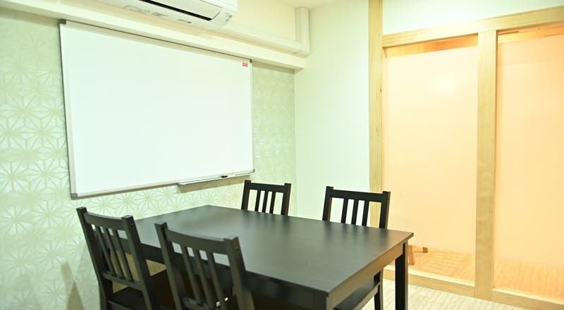 応接室 神楽坂駅2分 Web会議や面談・テレワークなどに/ホワイトボード・高速Wi-Fi無料
