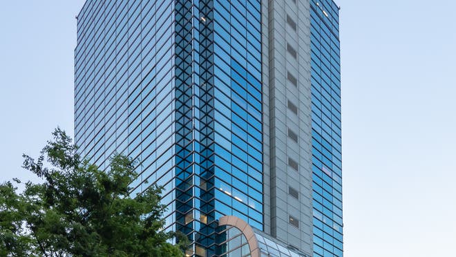 横浜駅徒歩6分!6名会議室 高速wifi/60インチモニター完備 テレワークや会議等で是非!【STAYUP横浜】の写真12