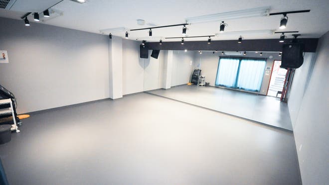 船橋駅徒歩5分 24時間営業・年中無休のダンススタジオ【S4スタジオ】45分スタート/1時間単位の写真1