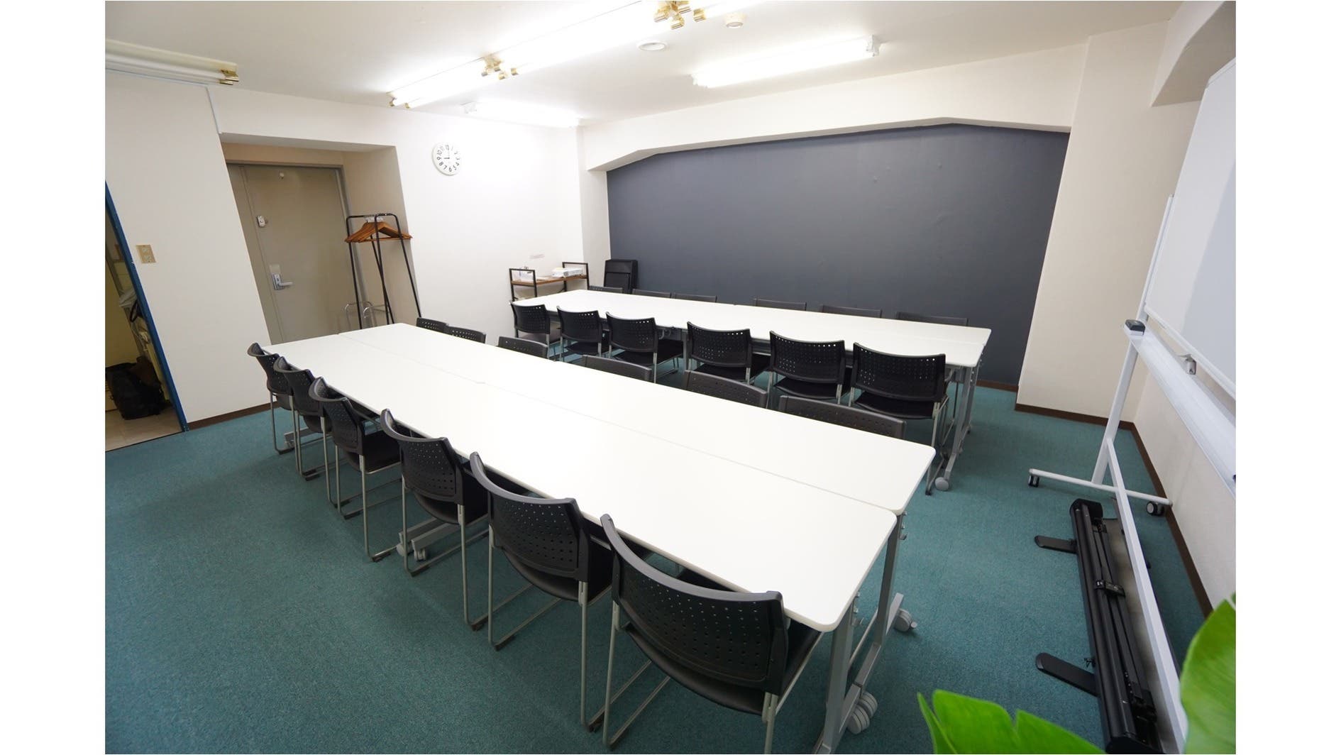 ✨SALE✨＜ホルン会議室＞博多駅徒歩6分♪Wi-Fi📶プロジェクタ🎥会議/セミナー/勉強会/ワークショップ/テレワークの写真8