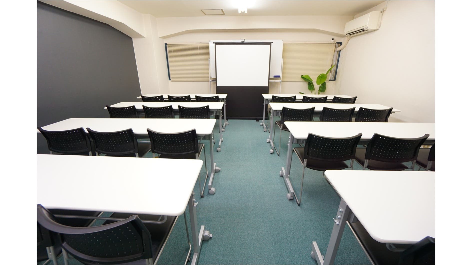 ✨SALE✨＜ホルン会議室＞博多駅徒歩6分♪Wi-Fi📶プロジェクタ🎥会議/セミナー/勉強会/ワークショップ/テレワークの写真9