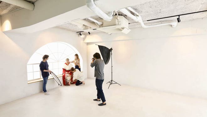 【京浜東北線 埼玉県 蕨市徒歩3分】手塗りの白壁白床。一日キレイに撮影できる埼玉の格安撮影スタジオの写真4