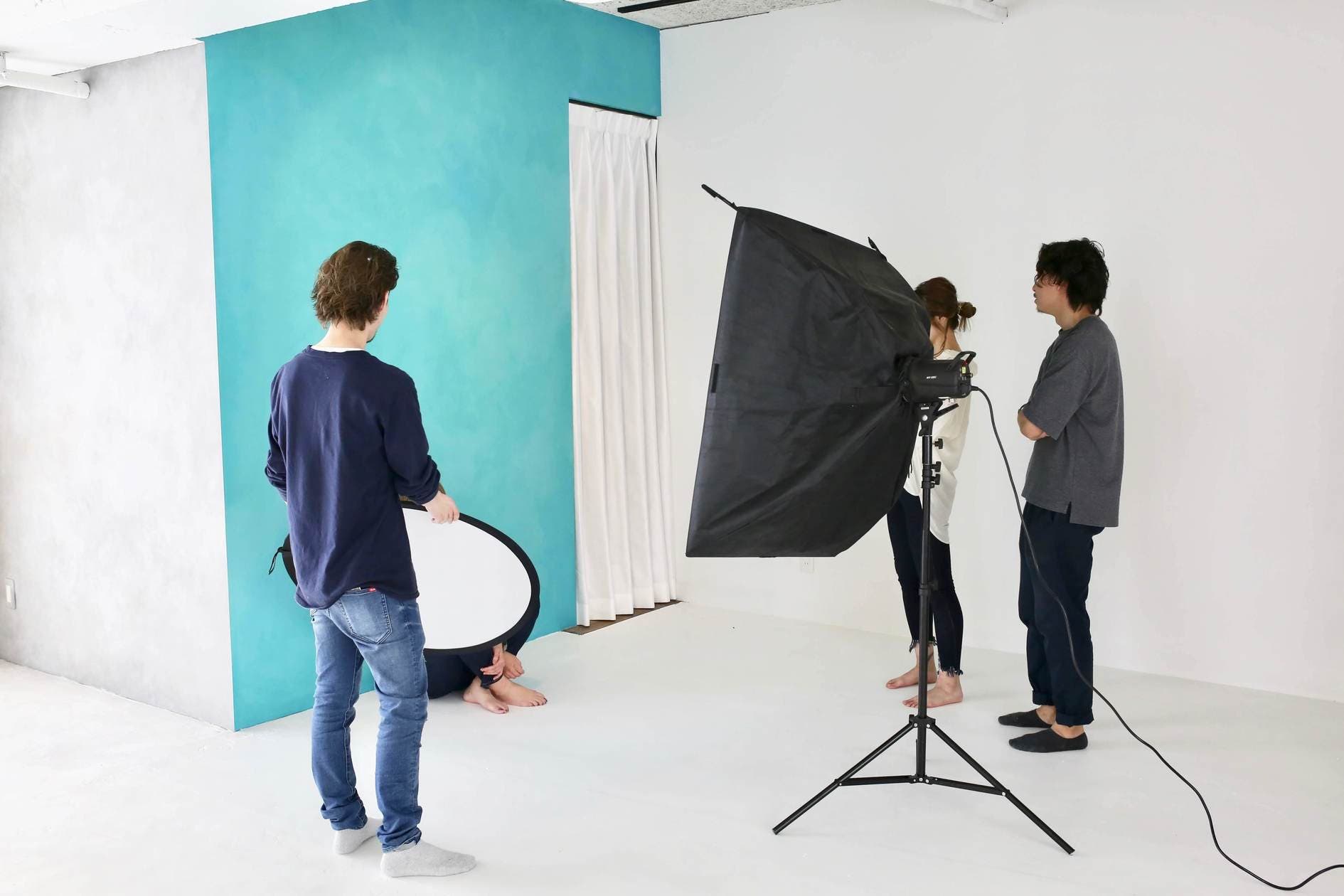 【京浜東北線　埼玉県　蕨市徒歩3分】手塗りの白壁白床。一日キレイに撮影できる埼玉の格安撮影スタジオの写真5