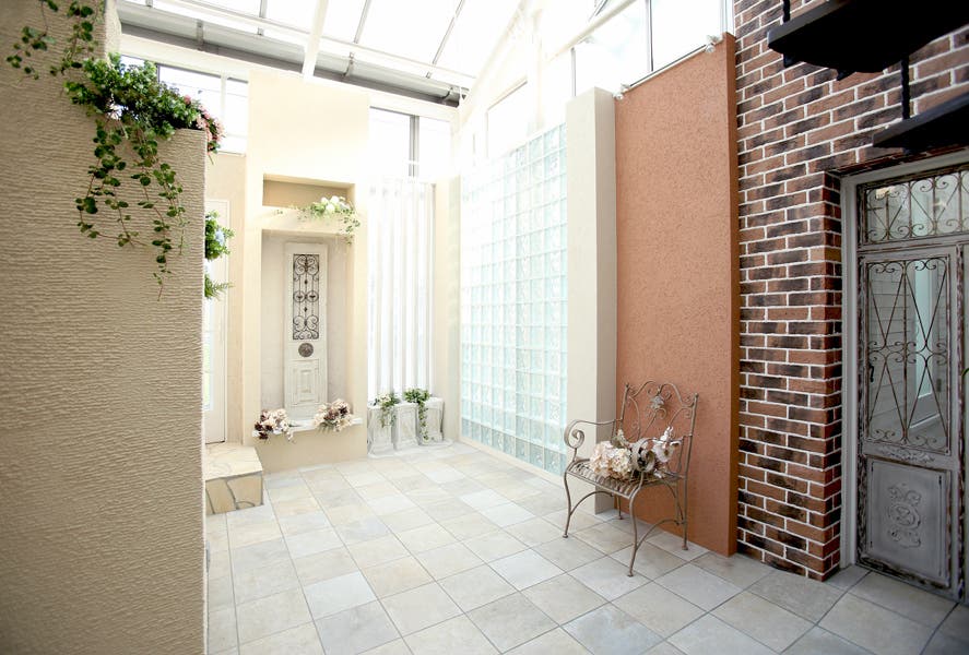 【横浜】煉瓦造りの自然光差し込むスタジオ／商品撮影、イベント利用の写真9