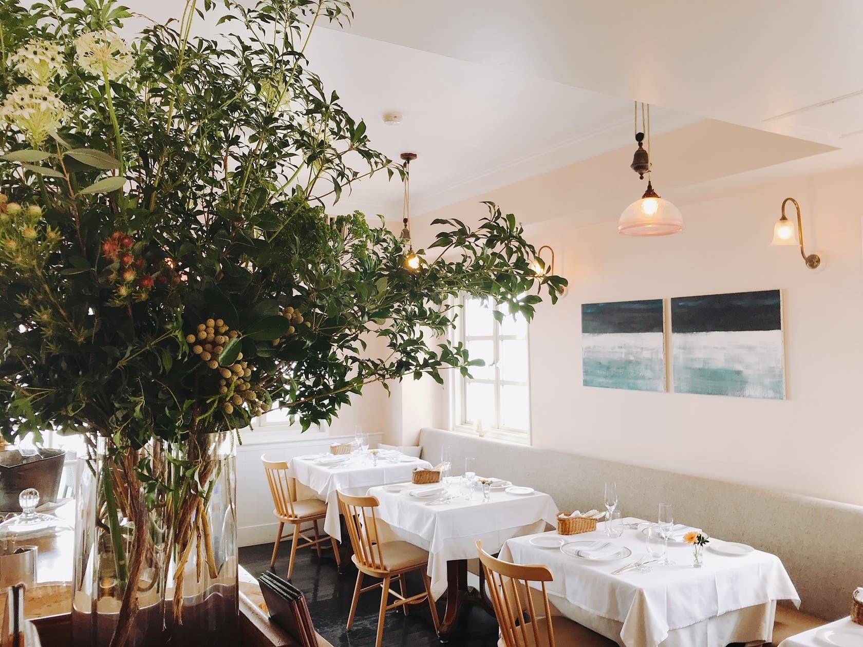 【葉山】海に浮かぶ外国風レストラン！ファッション雑誌やドラマ撮影に！の写真7