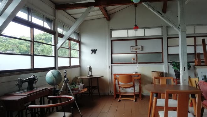 渋谷駅から40分/横浜エリア 自然光が入るミニキッチン付 レトロでノスタルジックな撮影スタジオの写真3