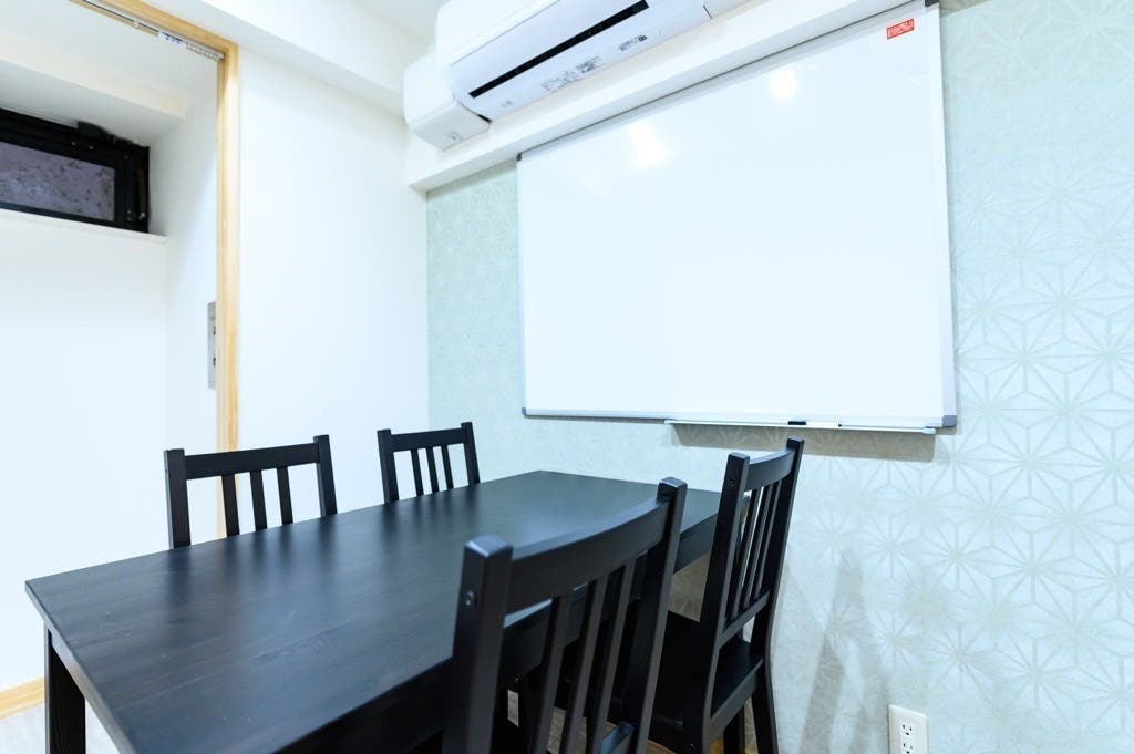 応接室 神楽坂駅2分 Web会議や面談・テレワークなどに/ホワイトボード・高速Wi-Fi無料の写真2