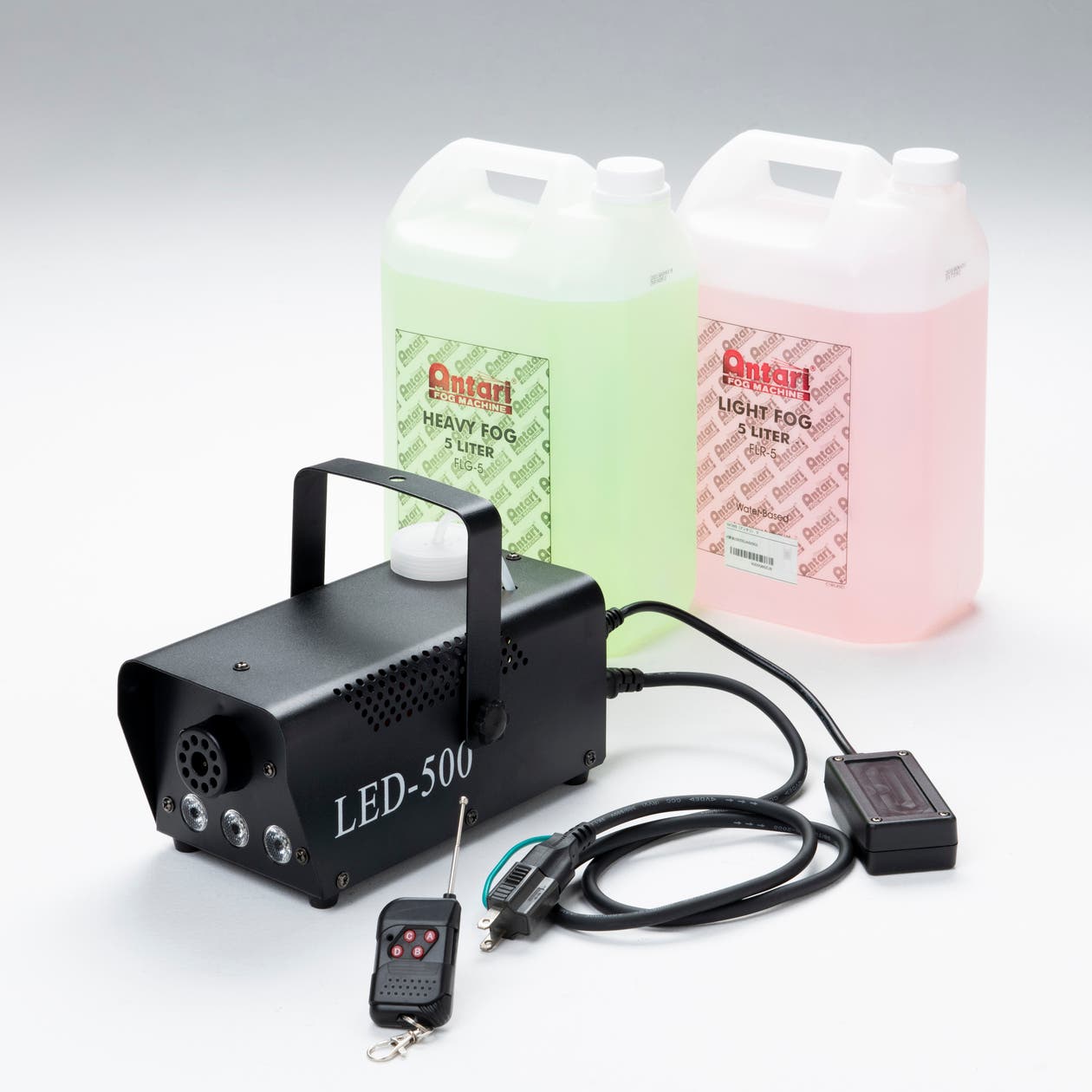 池袋エリアの広々白ホリスタジオ　天井高く、背景紙や無料機材も豊富！の写真21