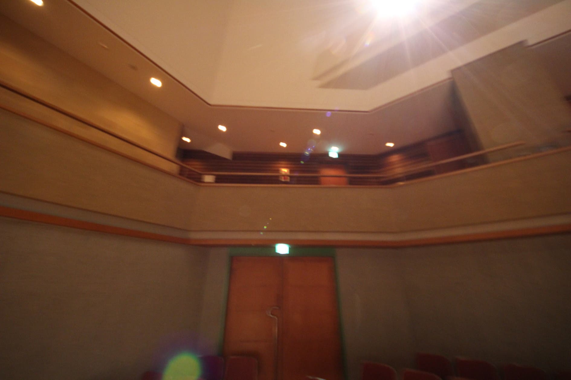 駅から徒歩１分！貸しスペース、PV撮影・MV撮影も可、ピアノ・音響設備有り、リピート率89.7%！の写真10