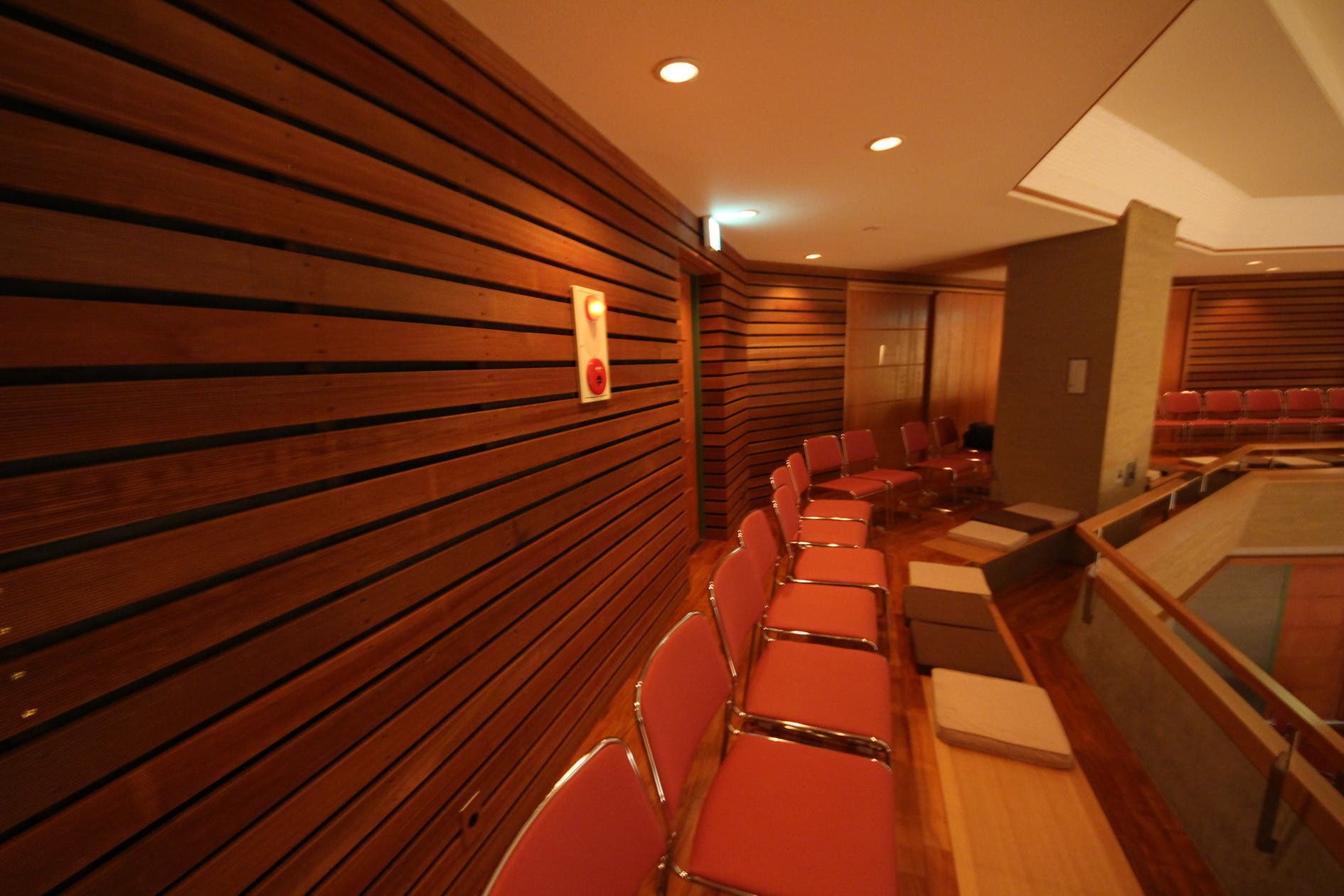 駅から徒歩１分！貸しスペース、PV撮影・MV撮影も可、ピアノ・音響設備有り、リピート率89.7%！の写真11