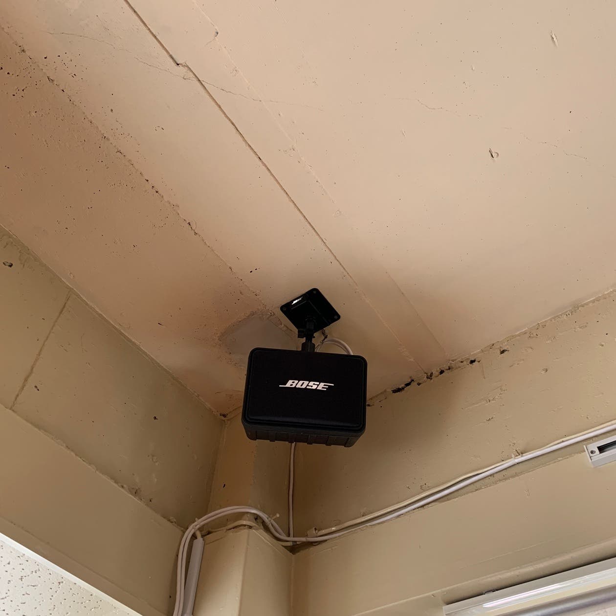 日ノ出町駅からすぐ　お洒落で温かみのあるスタジオの写真9