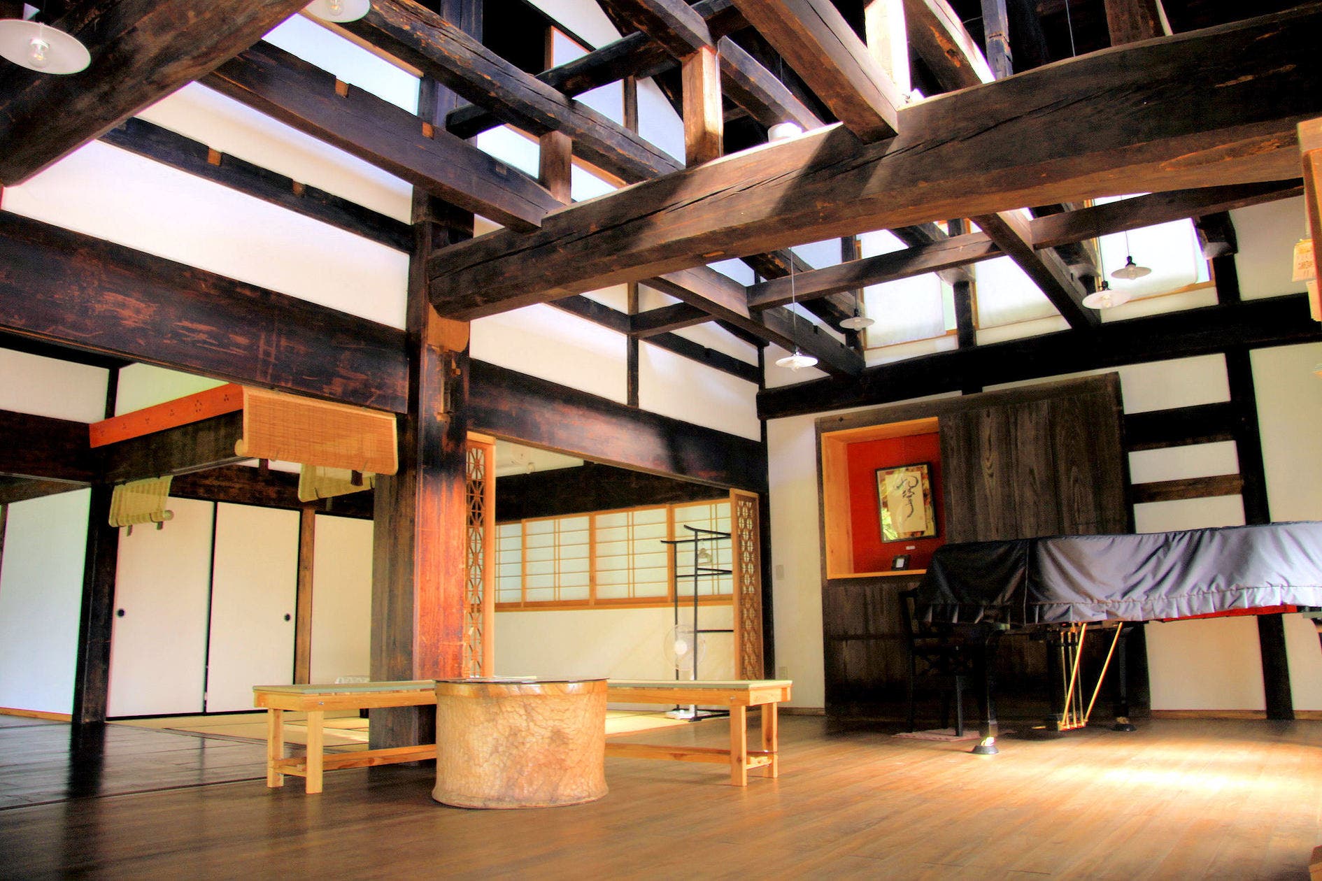 【感染対策に一棟貸し】築120年古民家開放的プライベート庭園も自由に使えますの写真5