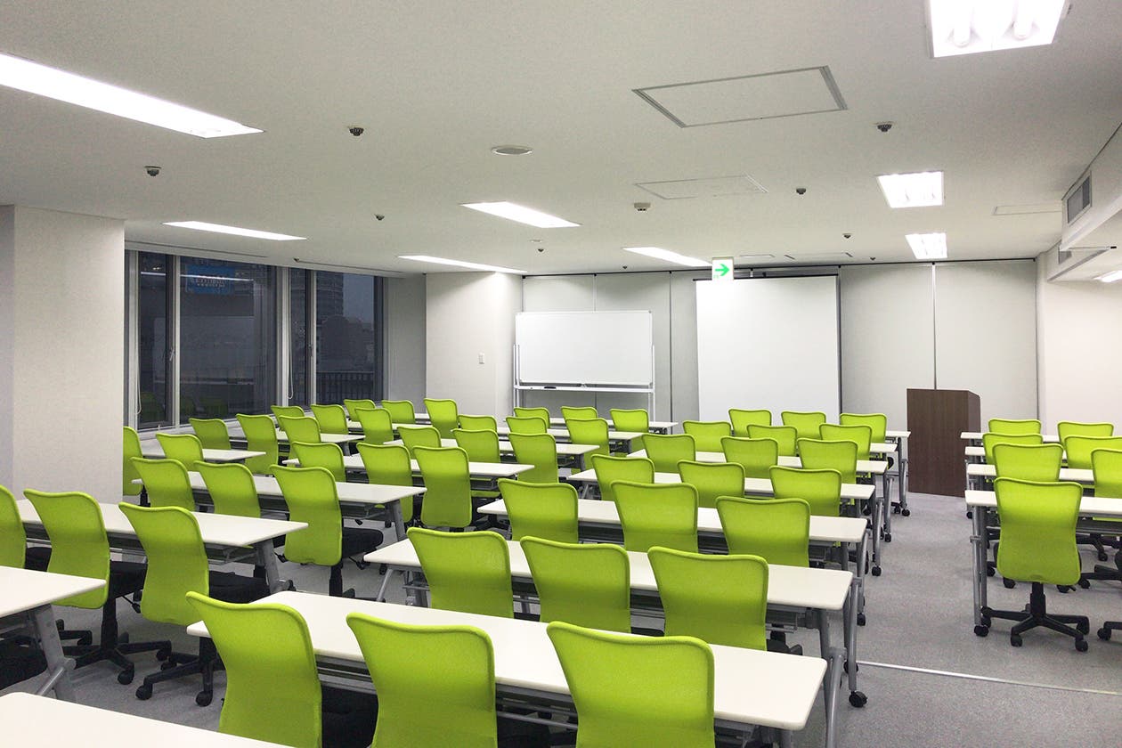 83【梅田駅・大阪駅前ビル】最大66人/Wi-Fiあり/ 窓あり/研修/会場/セミナー会場/勉強会/講座/講習の写真3