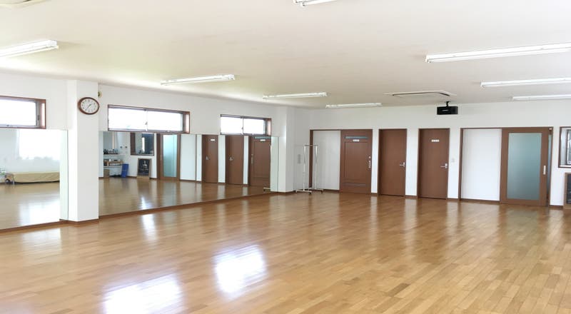 【浜松ICから車5分】 25坪の広々ダンススタジオで、ダンスやヨガ・フィットネスなどはいかがですか？