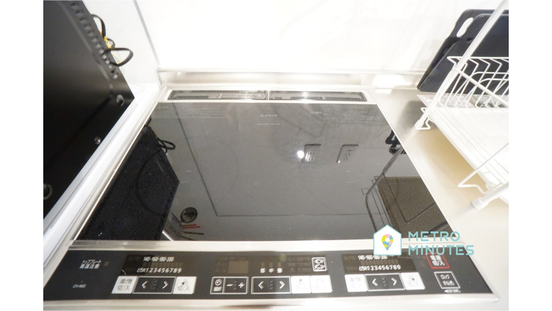 ＜メトロミニッツ金山＞30名✨金山駅徒歩5分🚶‍♀️光回線/55型TV/無料キッチン　パーティー・セミナー・イベント人気👑の写真12