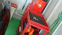 レンタルガレージ/レンタルピット/レンタル塗装ブースです!車の整備や塗装にピッタリの写真4