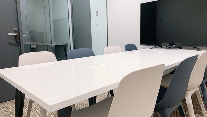 貸し会議室【6人部屋】 - ATOMica - 宮崎市中心部【宮崎ナナイロ東館8階】※MEGAドン・キホーテのビルです。の写真3