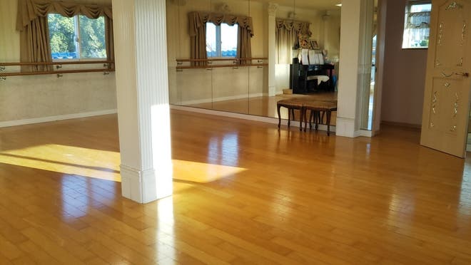 バレエスタジオの空き時間に御利用くださいの写真5