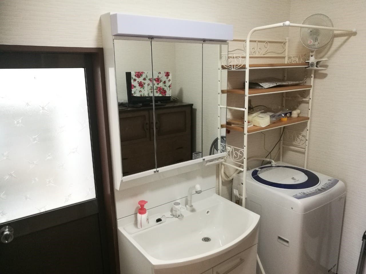 2LDKの1軒家を貸切！キッチン、冷蔵庫、冷暖房、洗面、浴室、トイレ完備！グランドピアノ有♪の写真14