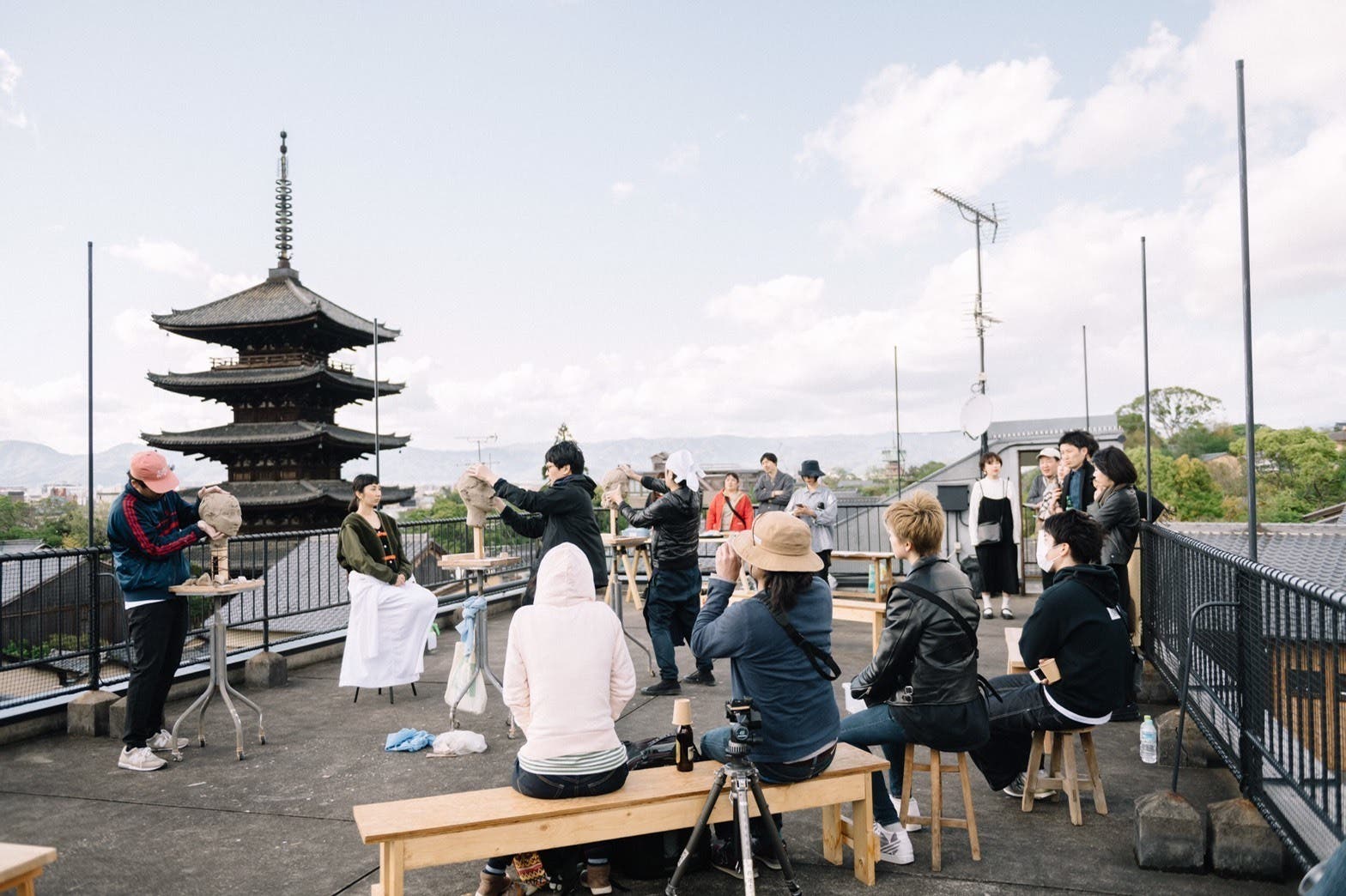 観光地の中心に位置するRC造リノベホテル(RC HOTEL京都八坂）の屋上スペースの写真5