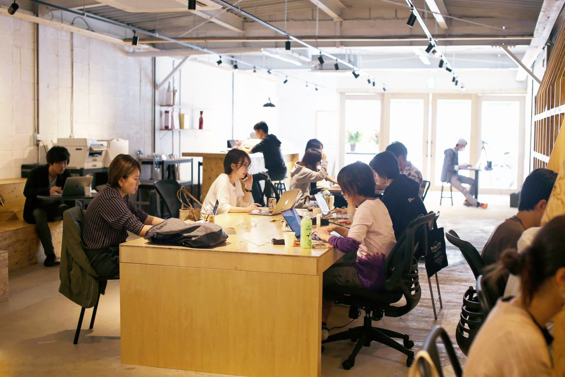 佐用駅すぐ◎同窓会、ミーティング、展示会、商品撮影、1dayカフェ・バーなどに。Wi-Fi、電源コンセント有の写真7