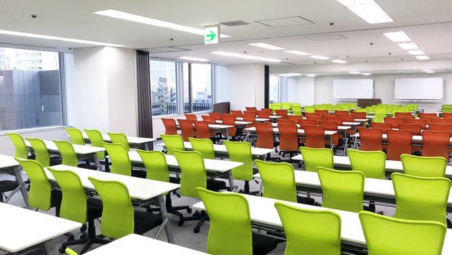 81+82+83【梅田駅・大阪駅前ビル】最大66人/Wi-Fiあり/研修/会場/セミナー会場/講習/講座/会議室の写真1