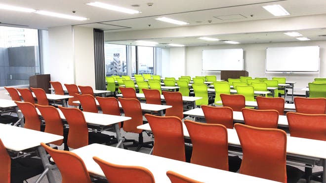 【大阪駅前】82+83 会議や研修、セミナーでのご利用にぴったりです。の写真2