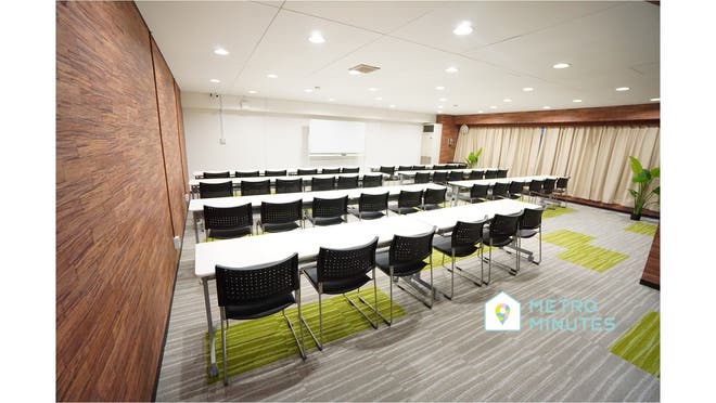 ✨SALE✨<TOHOレンタルスペース天神>リモートワーク・テレワークにも最適!42名収容⭐西鉄福岡駅3分♪WiFi無料の写真1