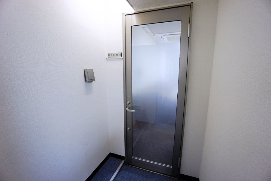 名古屋会議室 名古屋駅前 第1会議室【ロの字10名・最大15名利用OK/名古屋駅地下出口より徒歩30秒】の写真8