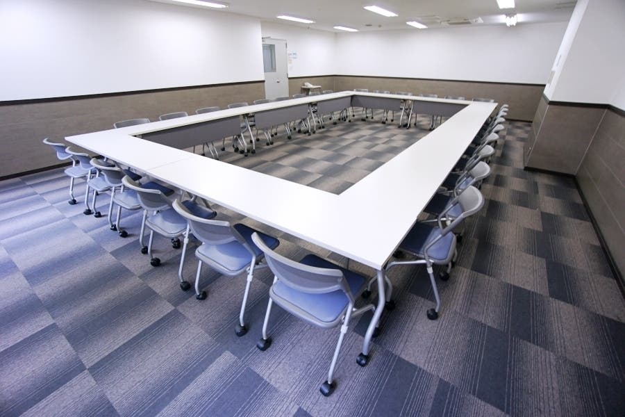 名古屋会議室 名古屋駅前 第2会議室【最大52名/名古屋駅すぐ/無料Wi-Fi/セルフ設営/10G回線】の写真10