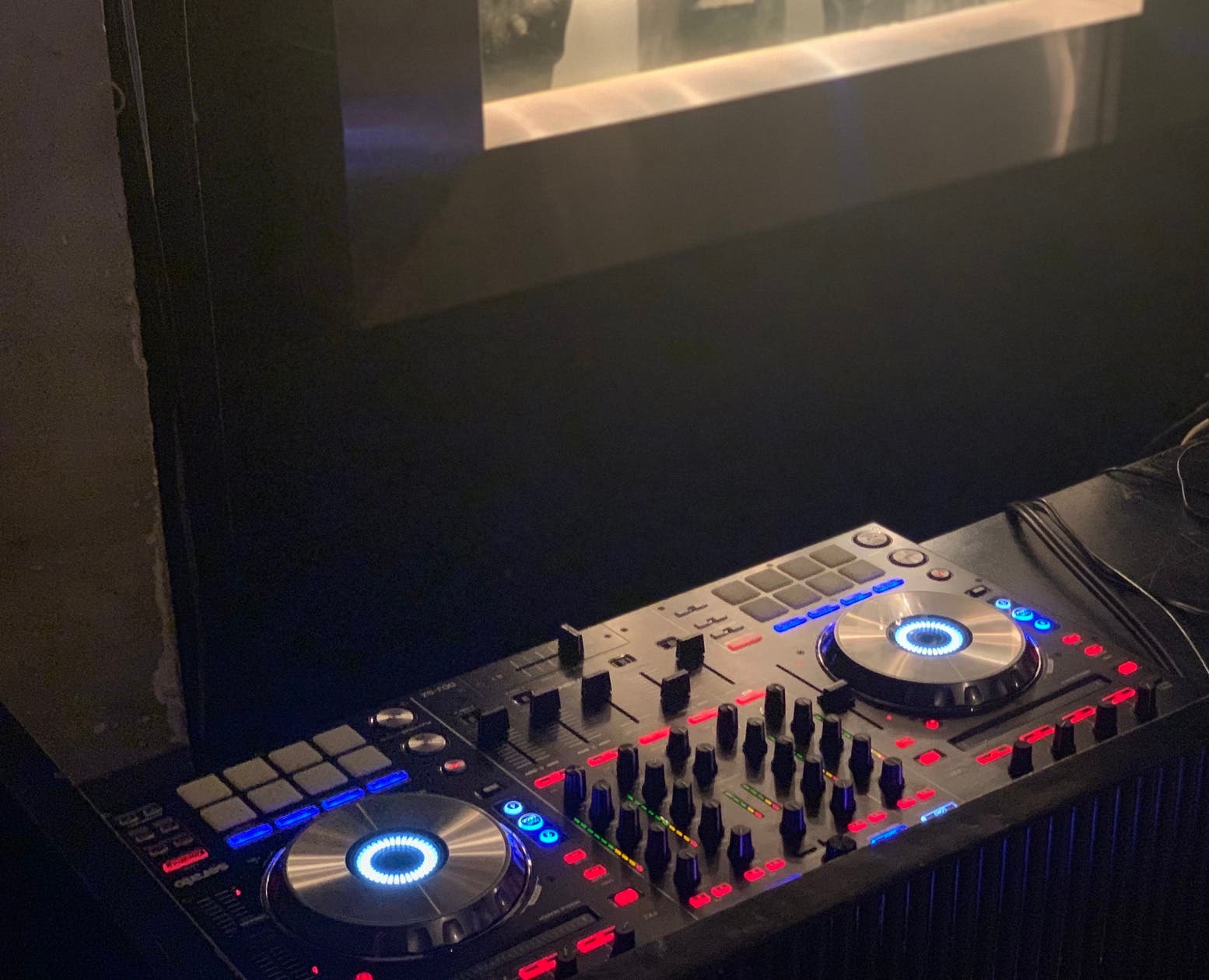 心斎橋駅徒歩３分 ラグジュアリーな贅沢空間のデザイナーズレストランの写真7