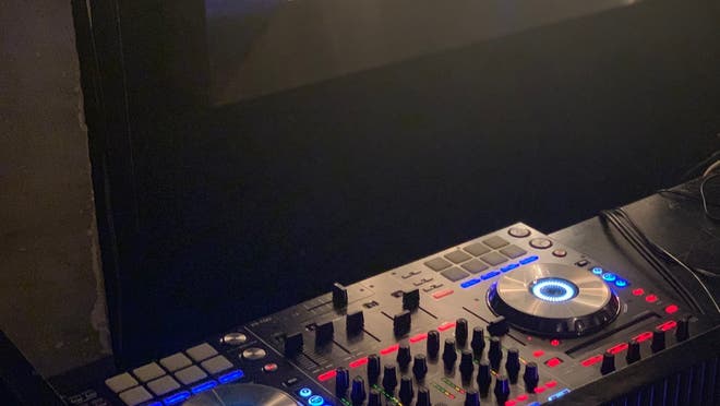 心斎橋駅徒歩3分 ラグジュアリーな贅沢空間のデザイナーズレストランの写真7