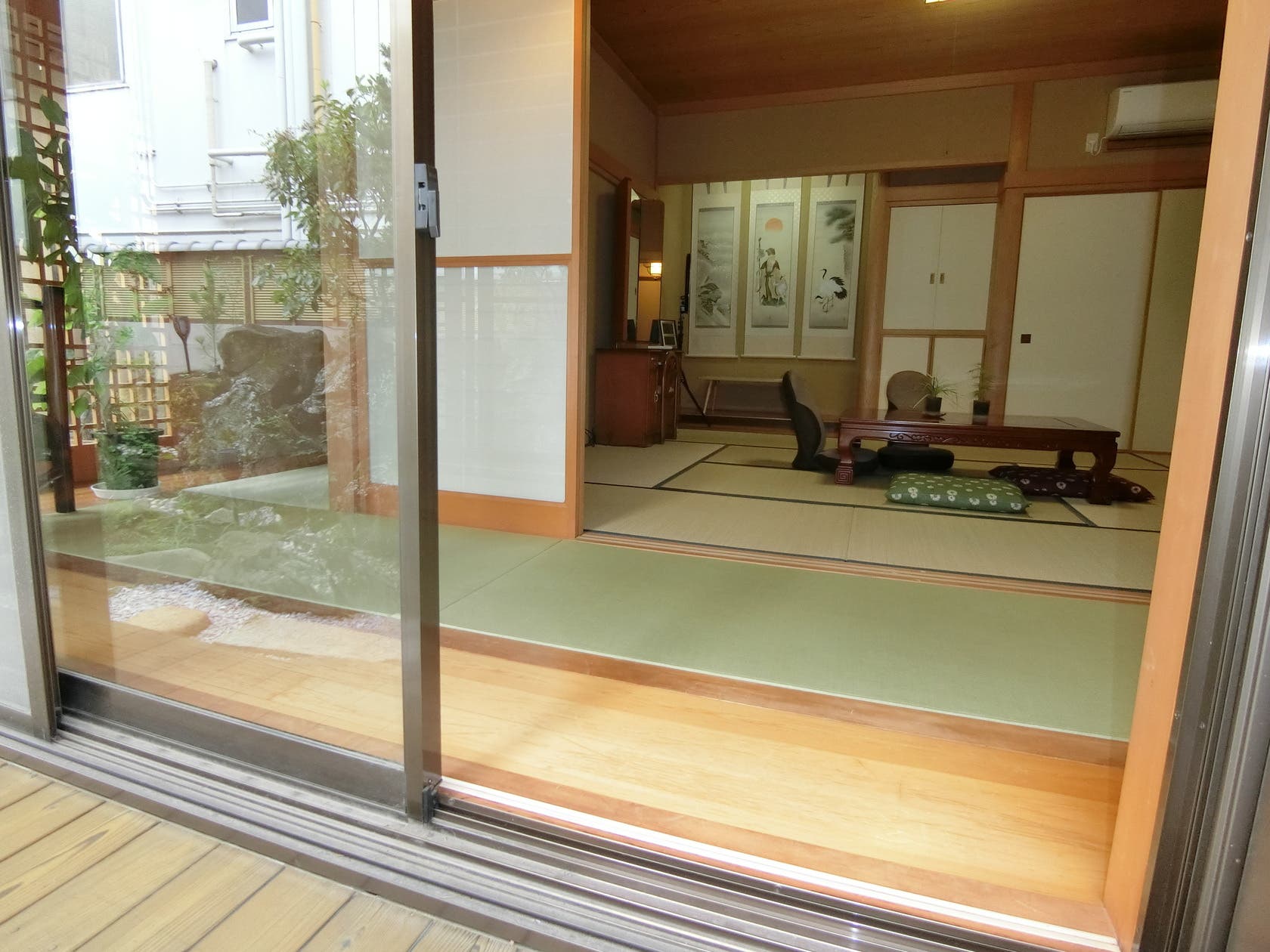 日本庭園スタジオてっぱく☆赤丸の間☆　記念撮影、コスプレ撮影、習い事、お茶会、ヨガレッスン、研修などに！の写真11