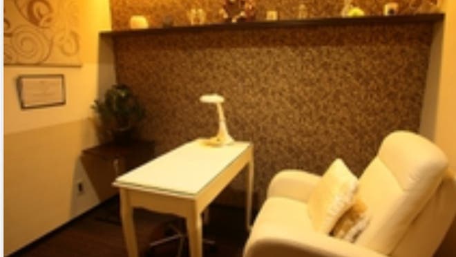 【レンタルサロン】個室あり!エステ、マッサージ、ネイル/施術ベットありの写真3