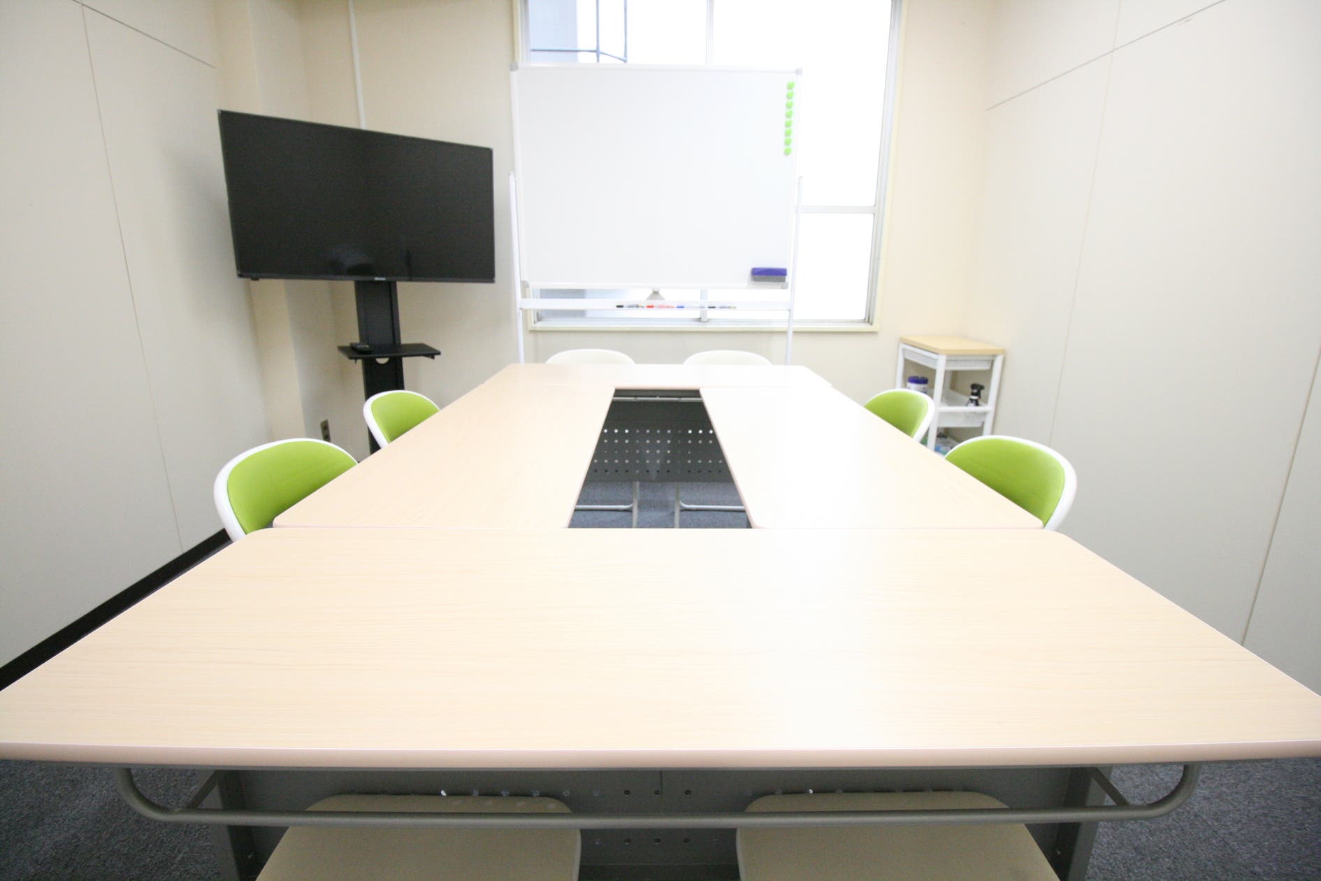 🎯本町からも近い🎯高速インターネット/大型モニター/24時間営業◆お気軽会議室淀屋橋zip◆の写真3