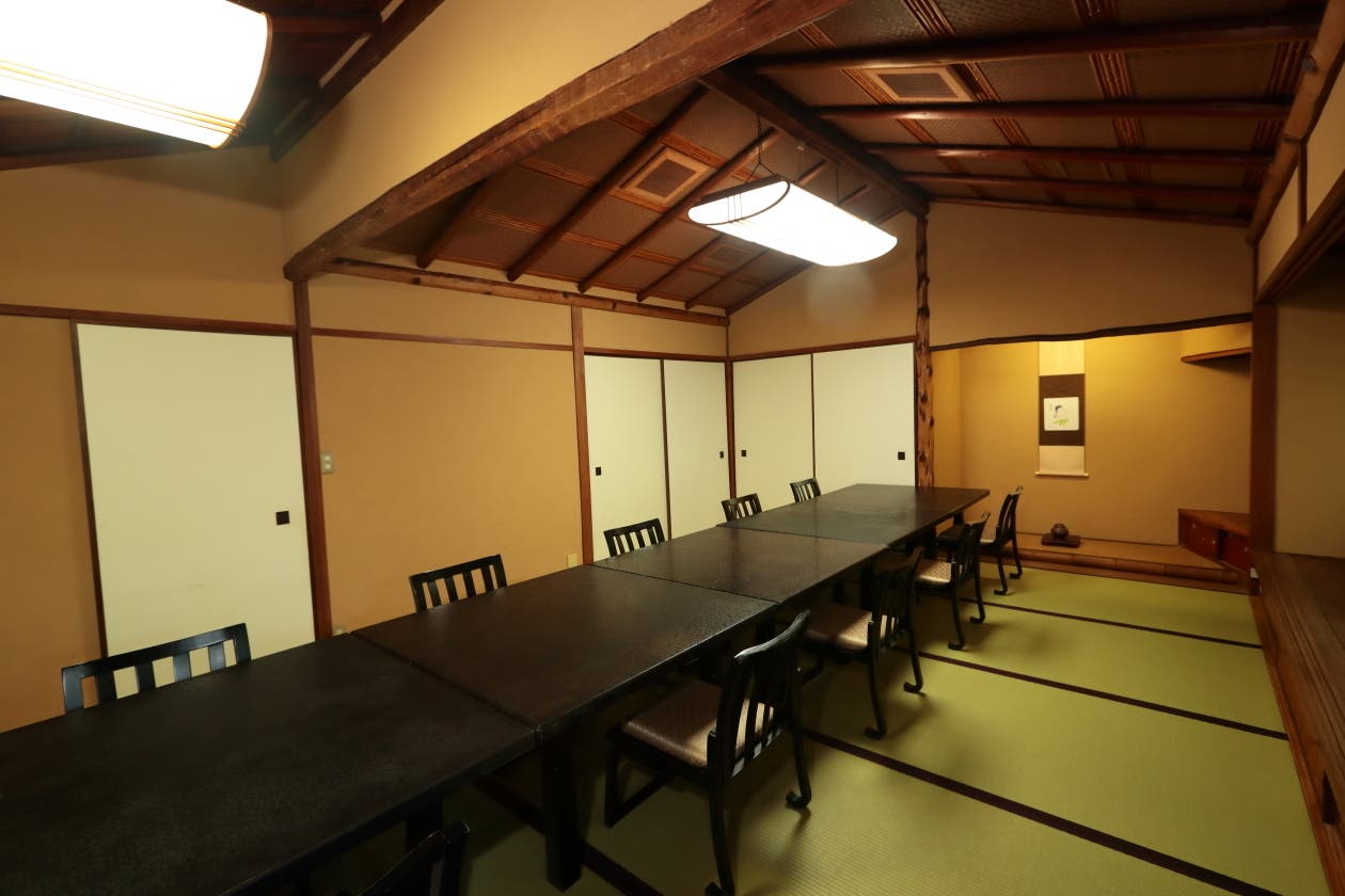 【奈良百楽荘・さつき】日本庭園のある料亭の離れ　撮影会におすすめ！の写真4