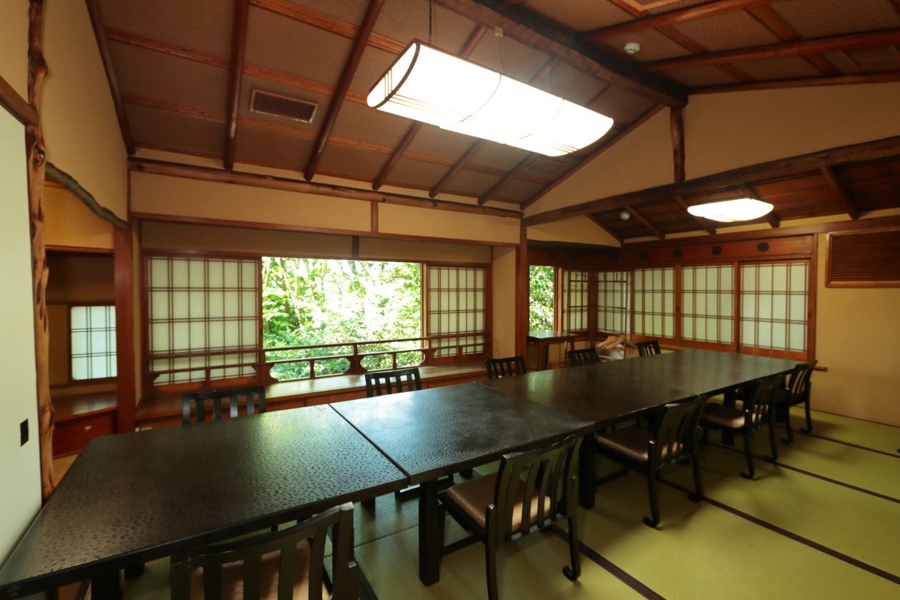 【奈良百楽荘・さつき】日本庭園のある料亭の離れ　撮影会におすすめ！の写真3