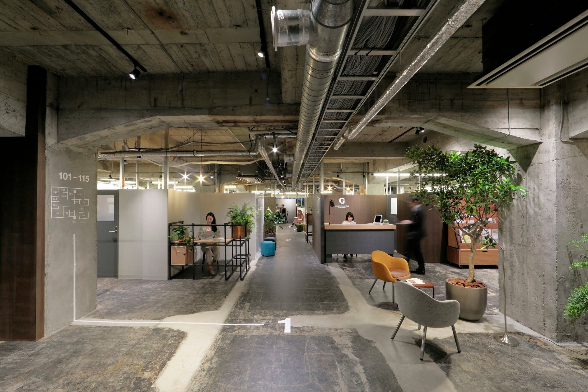 【関内駅直結のシェアオフィス・貸会議室】G Innovation Hub Yokohama ミーティングスペース８の写真2